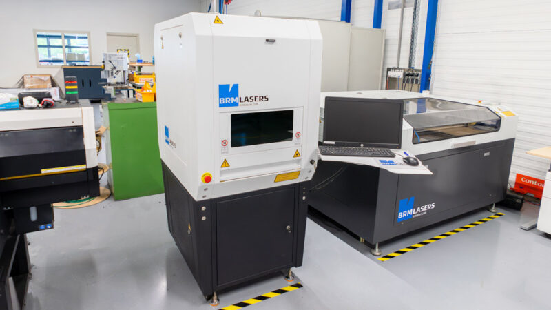 Lasergraveren van metaal - Contour